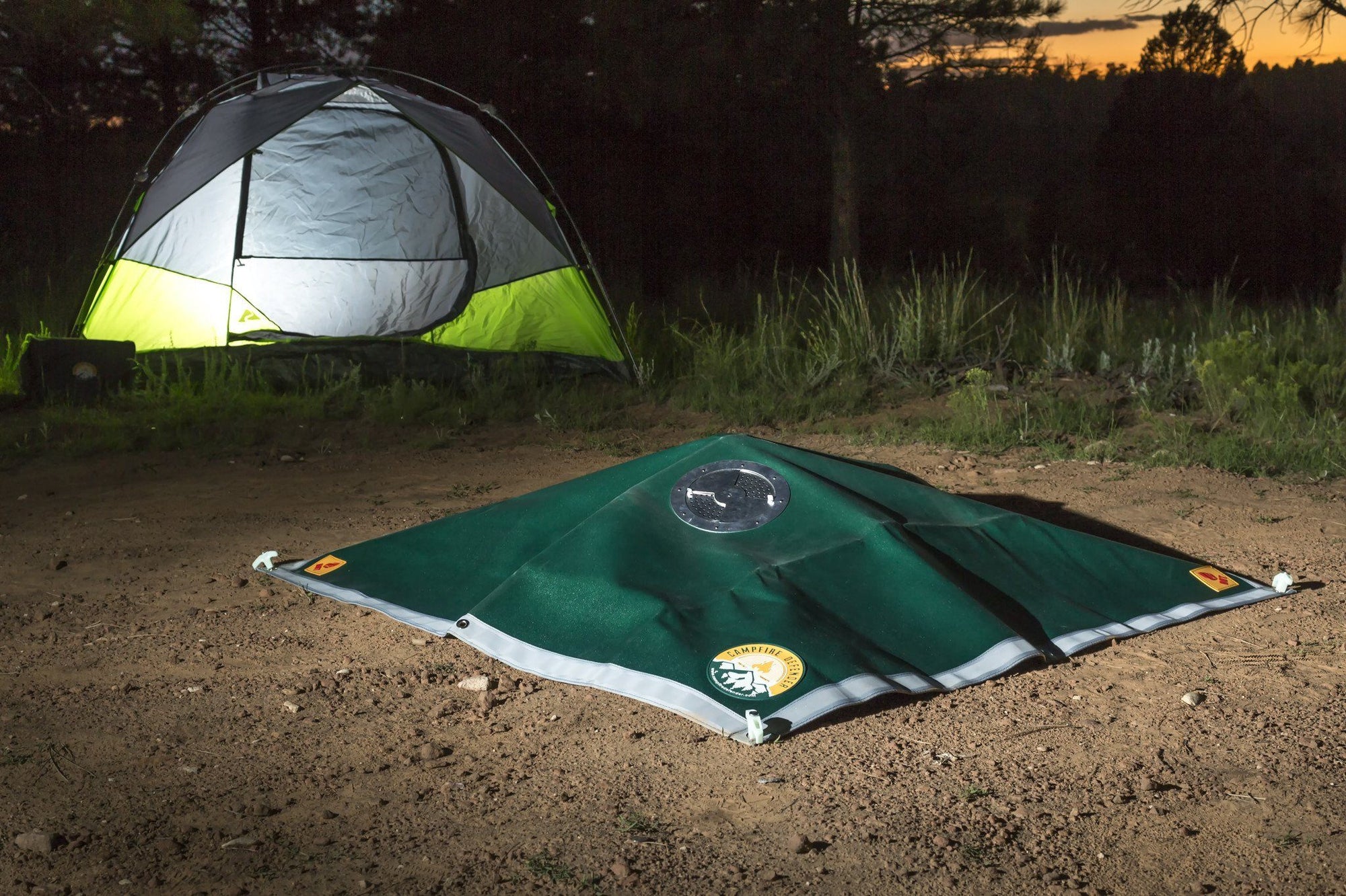 Campfire Defender – Fireside Outdoor